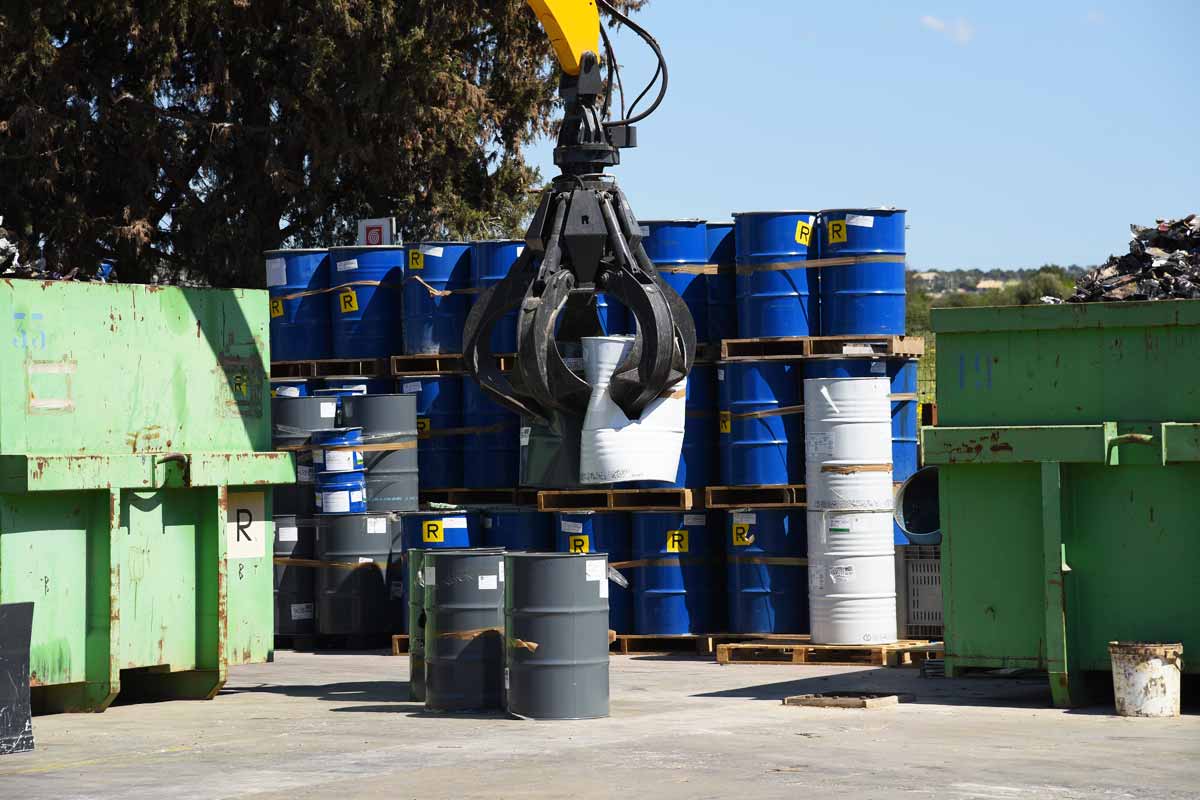 Smaltimento rifiuti per professionisti e piccole aziende - Ecodep